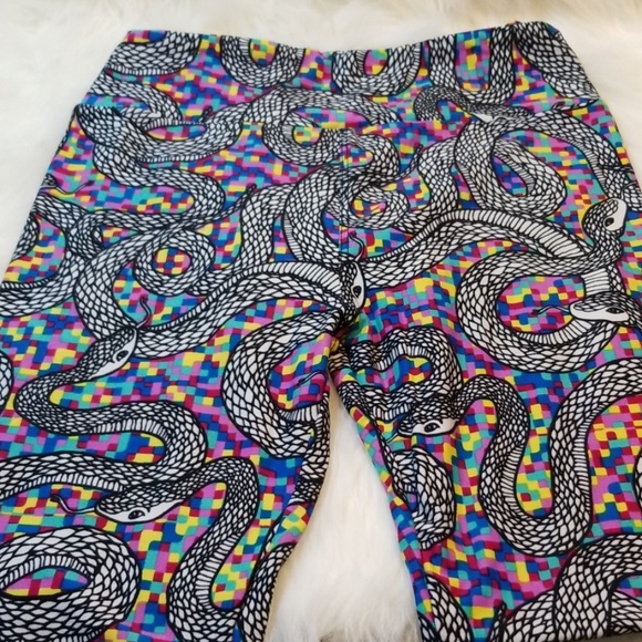 LuLaRoe | Pants & Jumpsuits | Lularoe Os Leggings Snakes | Poshmark